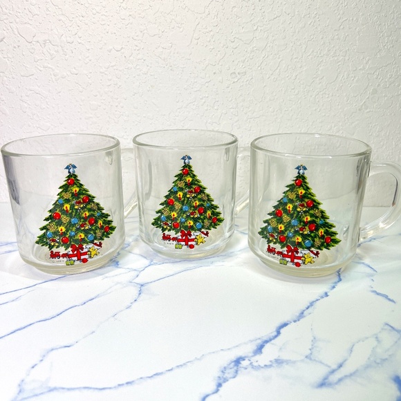Luminarc | Dining | Vintage 98s Glass Christmas Tree Holiday Mugs By ...